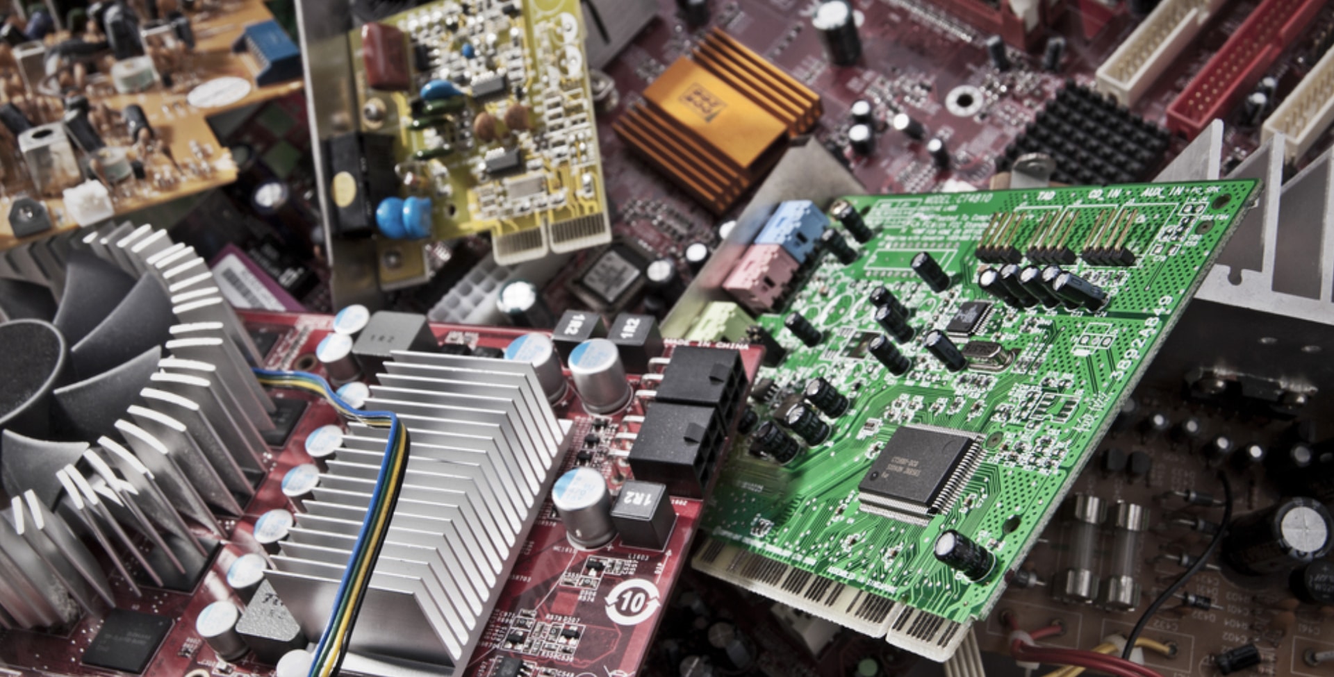 Rifiuti Elettronici RAEE • ERP Italia Servizi